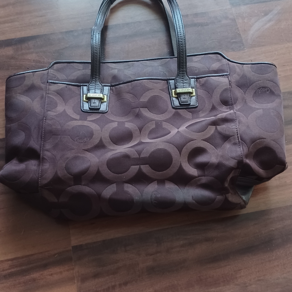 Coach Signature C Fabric Purse - Gem